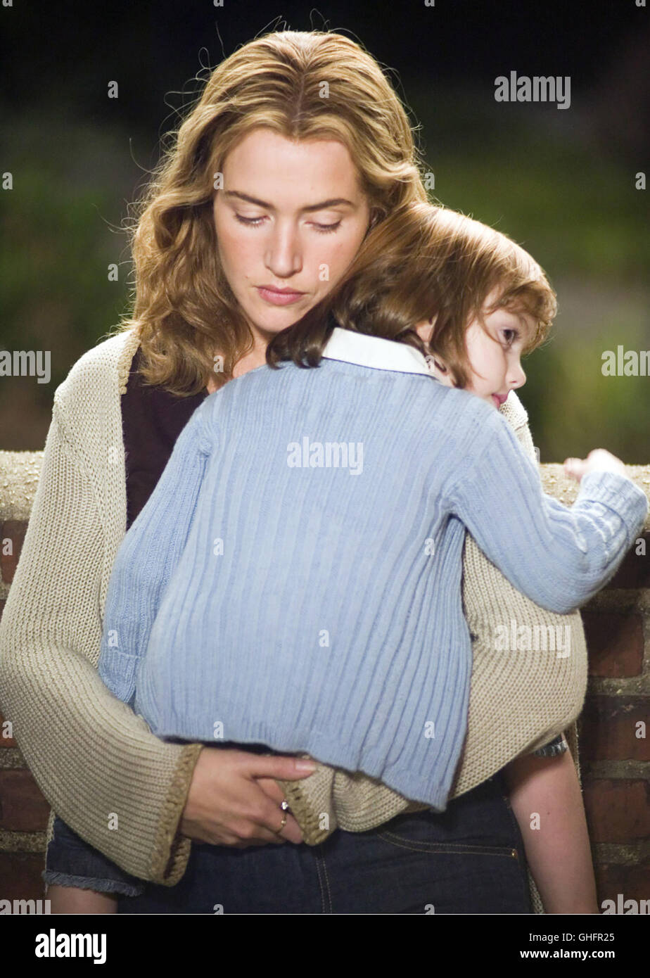 Little Children / Sarah Pierce (KATE WINSLET) and Lucy Pierce (SADIE ...