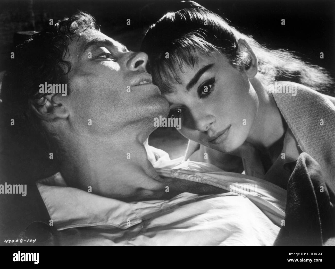 MEL FERRER (Prince Bolkonsky), AUDREY HEPBURN (Natasha Rostov) Regie ...
