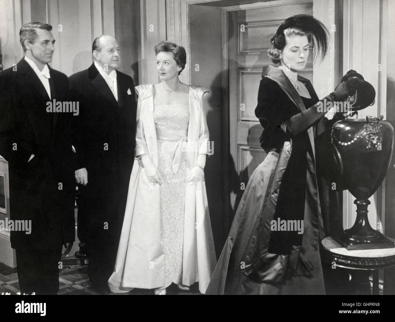 CARY GRANT (Philip Adams), CECIL PARKER (Alfred Munson), PHYLLIS ...