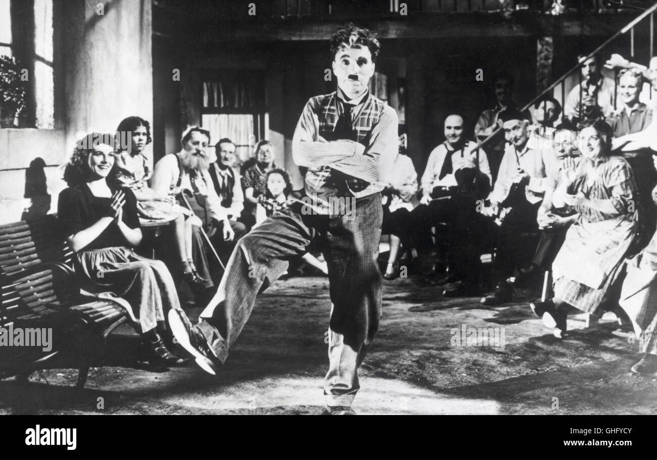 PAULETTE GODDARD (Hannah), CHARLES CHAPLIN (Jewish Barber) Regie ...