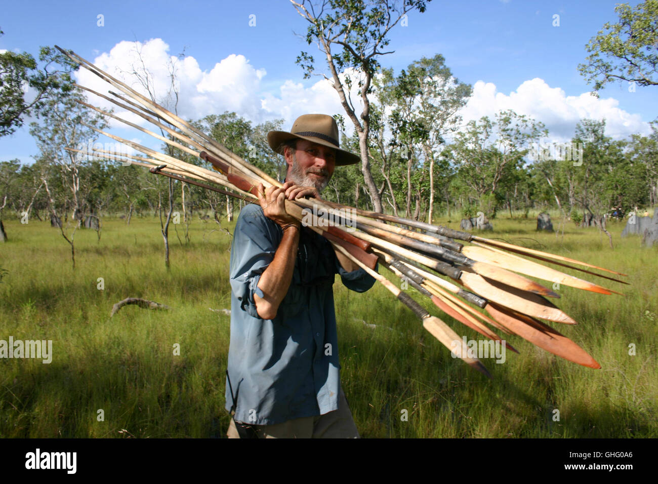 10 canoes hi-res stock photography and images - Alamy