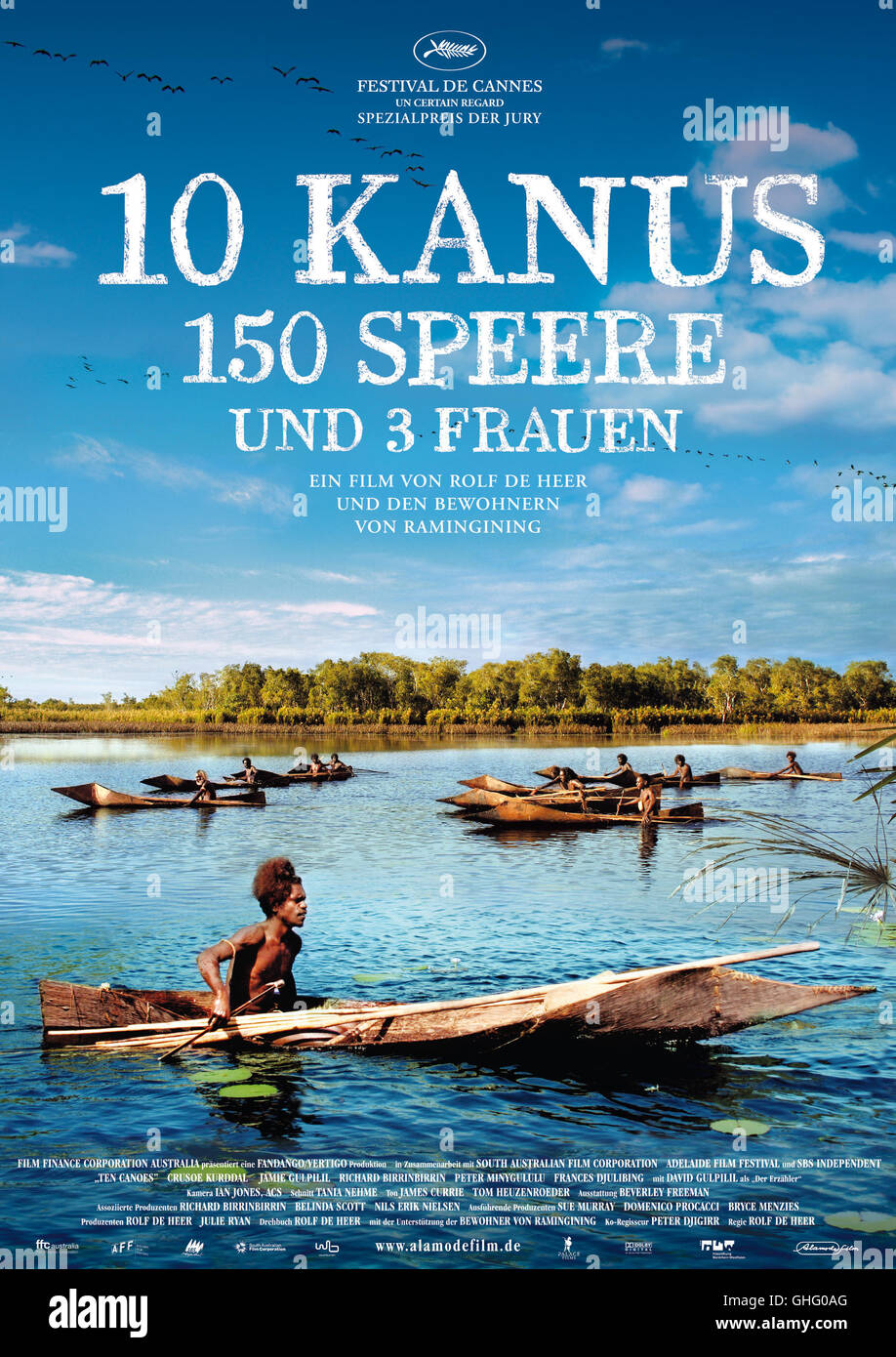 Ten canoes hi-res stock photography and images - Alamy