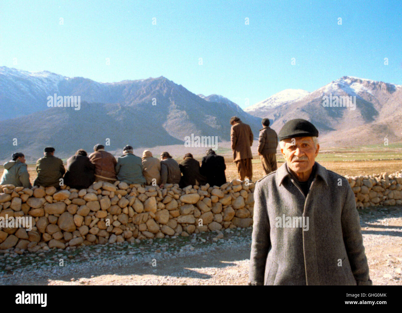 Half Moon / Mamo (ISMAIL GHAFFARI) Regie: Bahman Ghobadi aka. Half Moon ...