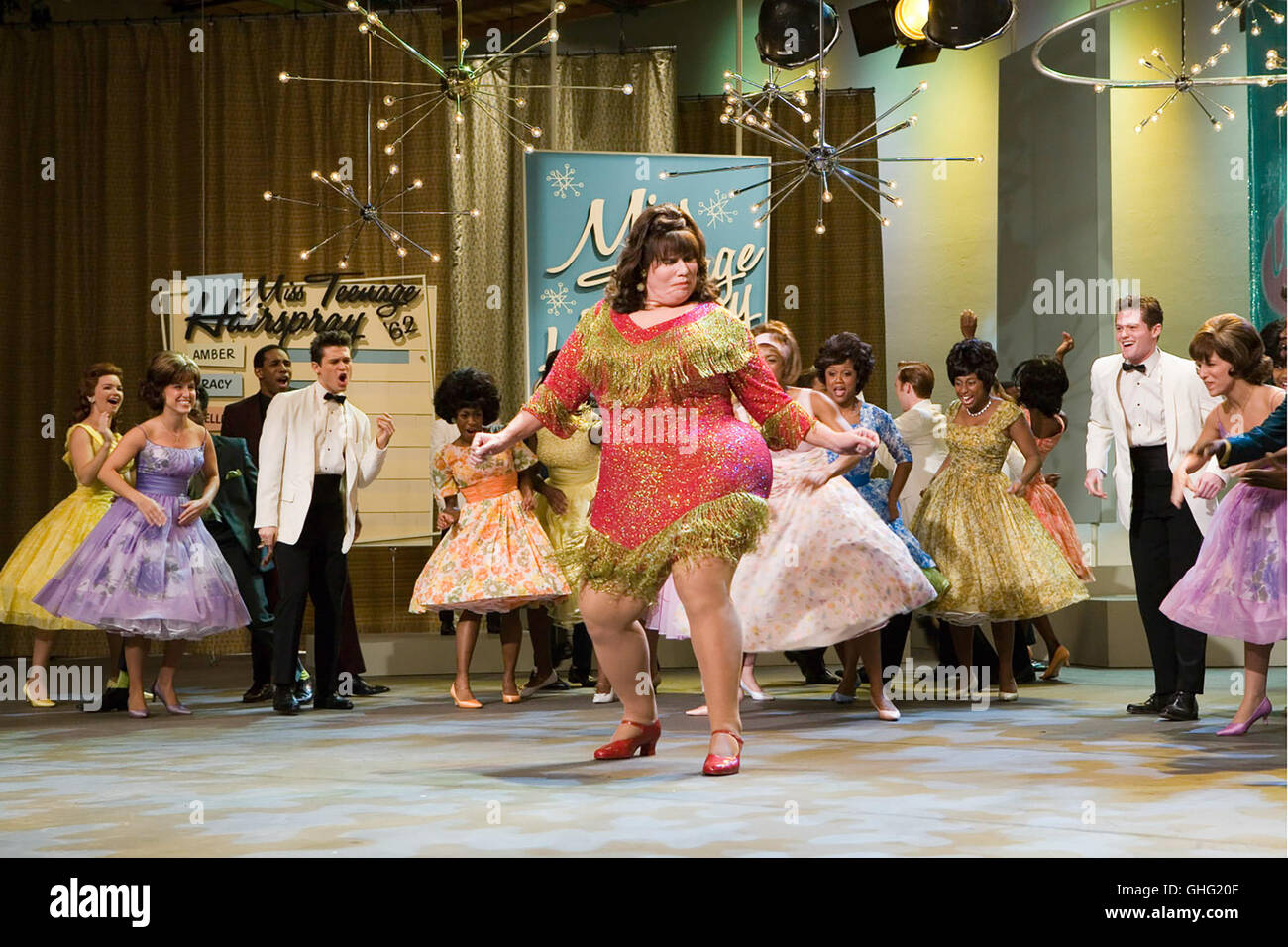 John travolta edna turnblad komödie hi-res stock photography and images ...