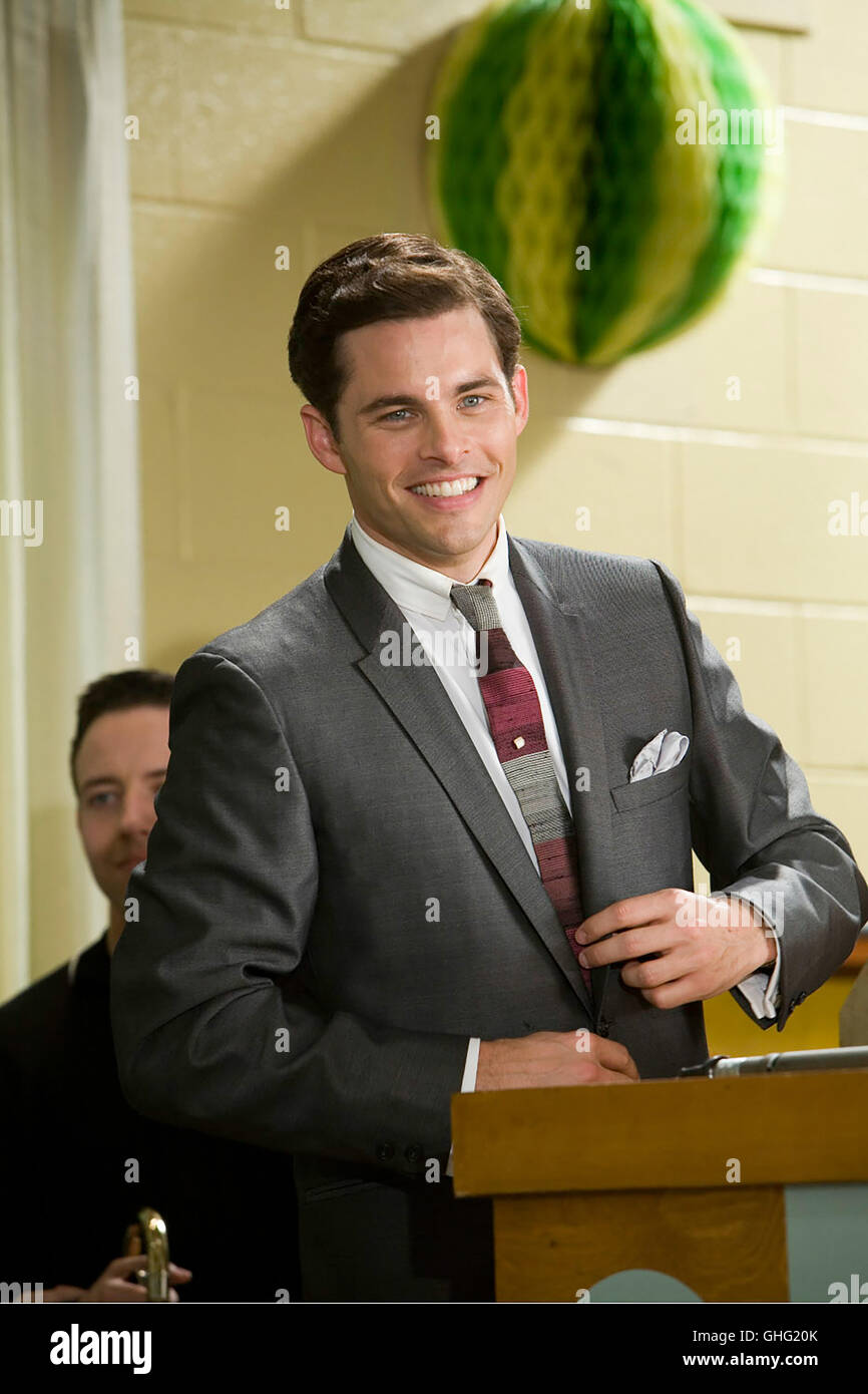 JAMES MARSDEN (Corny Collins) Komödie Regie: Adam Shankman Stock Photo ...