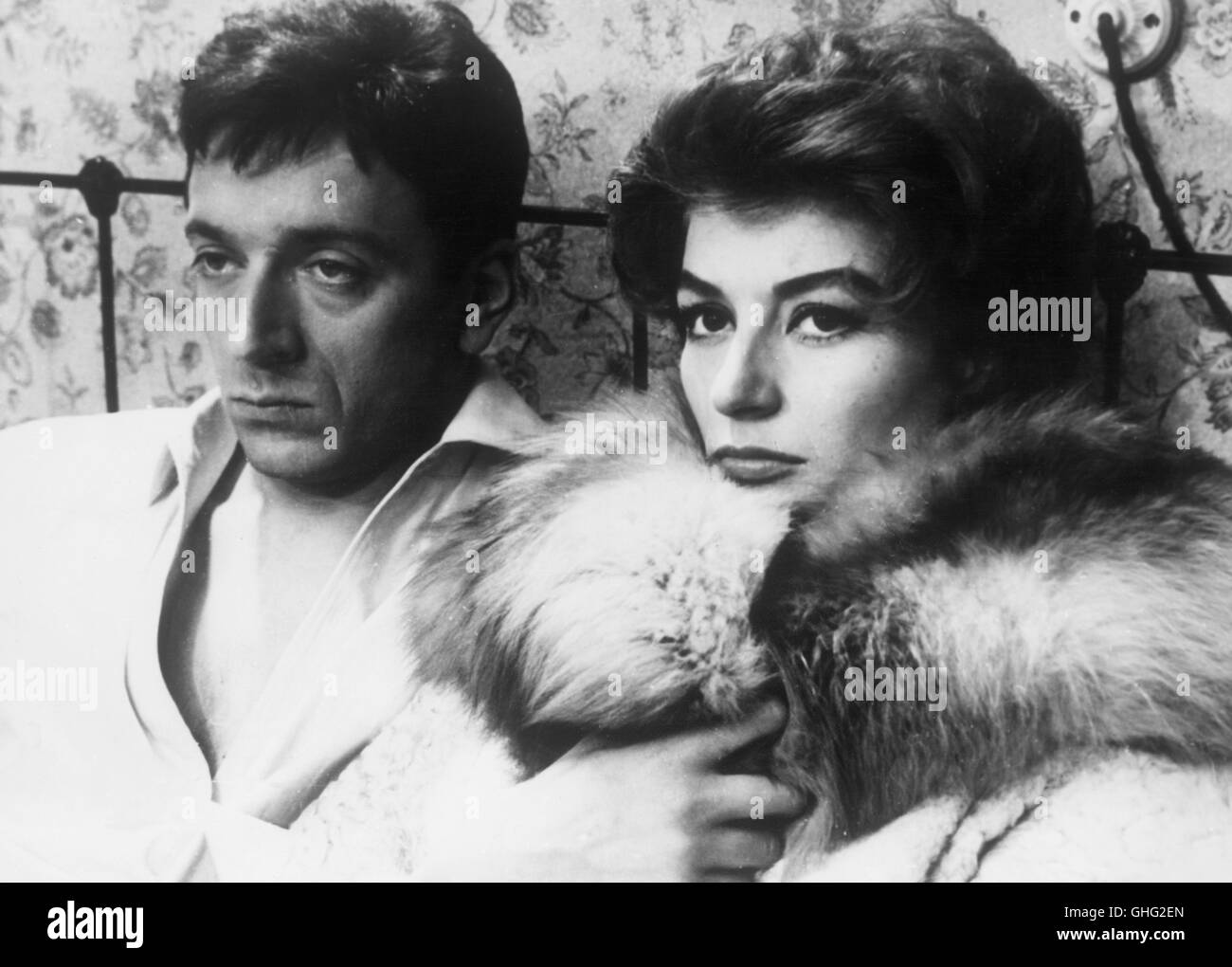 JEAN-PIERRE CASSEL (Edouard Berlon), ANOUK AIMEE (Helene Laroche) Regie ...