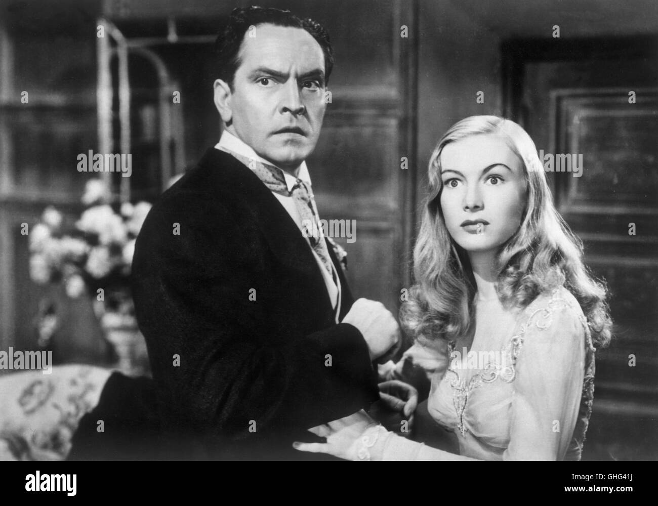Veronica lake i married a witch hi-res stock photography and images - Alamy