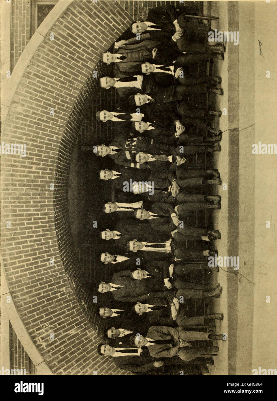 This 1921 work covers the historical expedition of Hernando de Soto ...