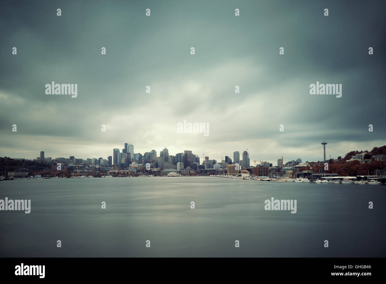 Seattle city skyline view over lake with urban architecture Stock Photo ...