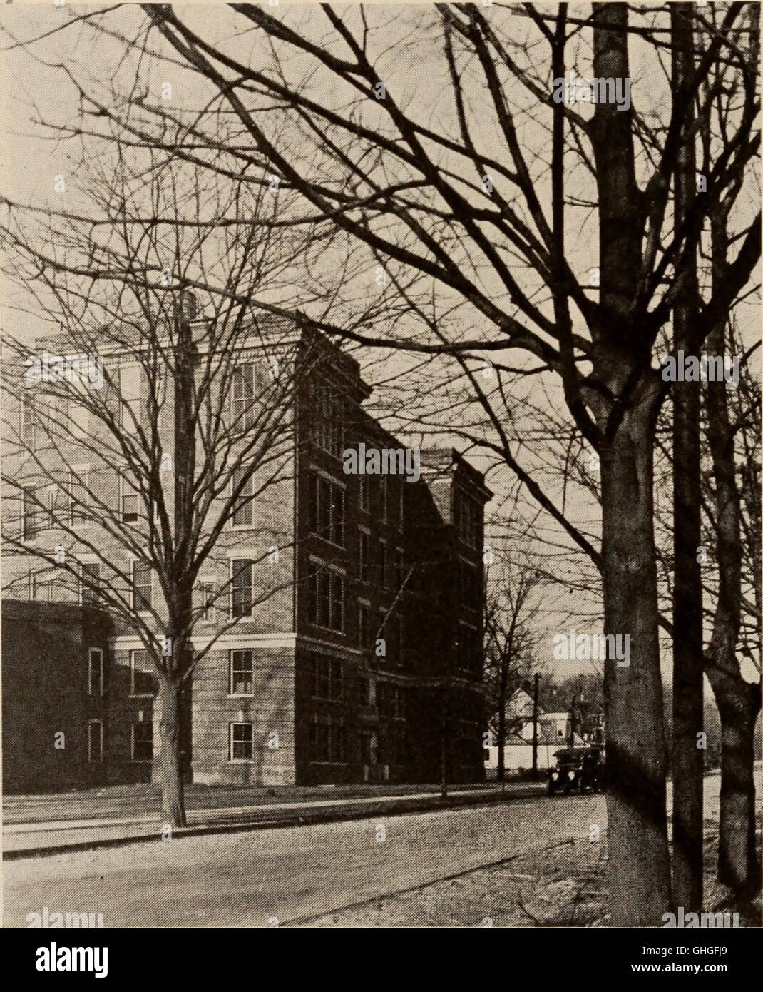 'Illustrated Flushing and Vicinity' (1917) is a photographic record ...