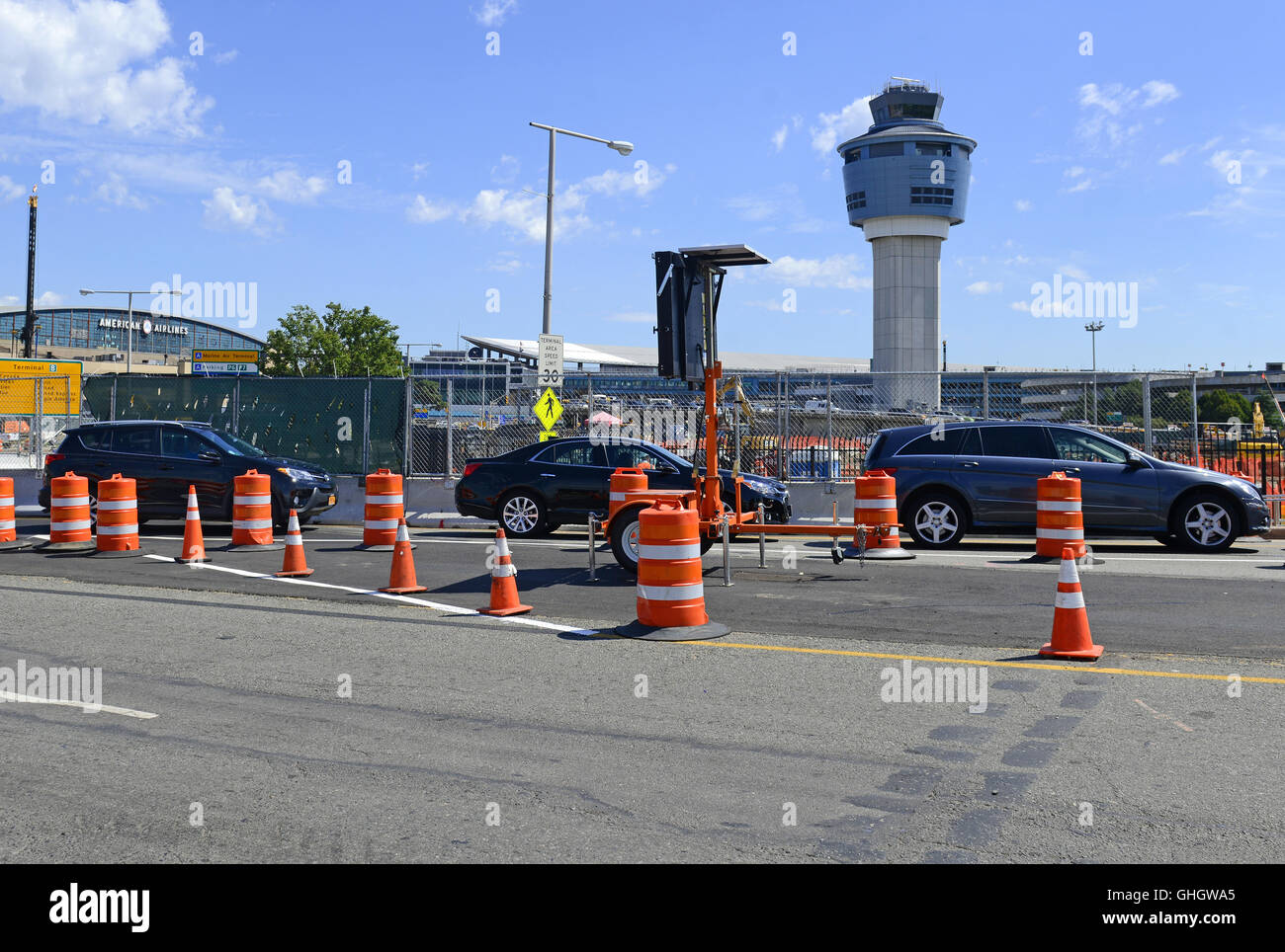 Traffic delays, road work and construction at LaGuardia Airport in New ...