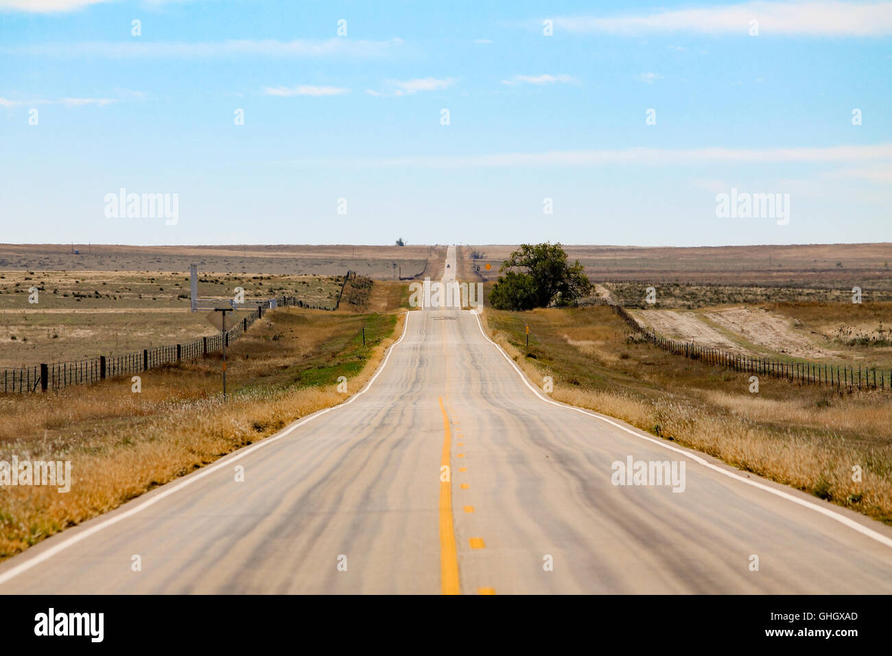 An American road that is part of the original Route 66 Stock Photo - Alamy