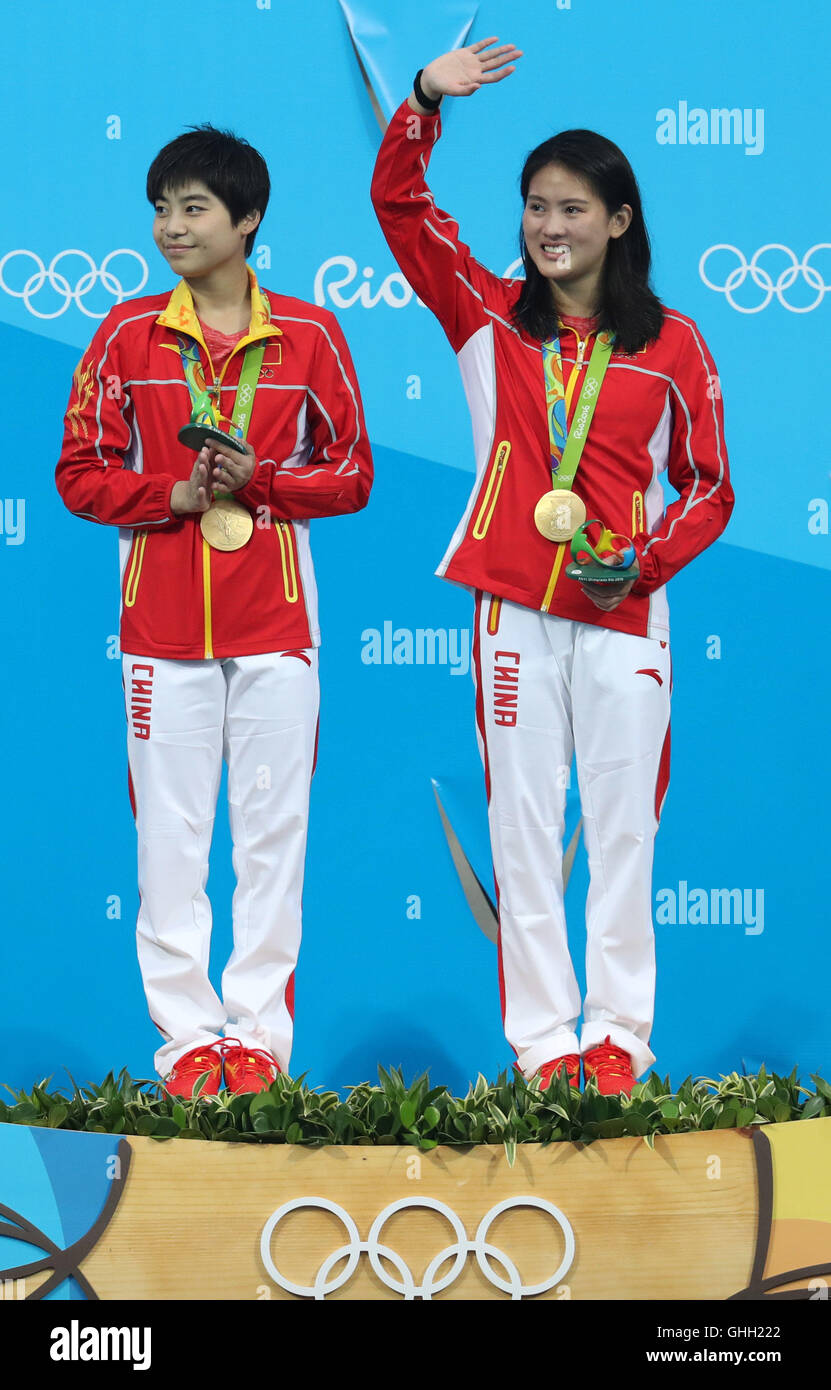 2016 olympics huixia liu ruolin chen hi-res stock photography and ...