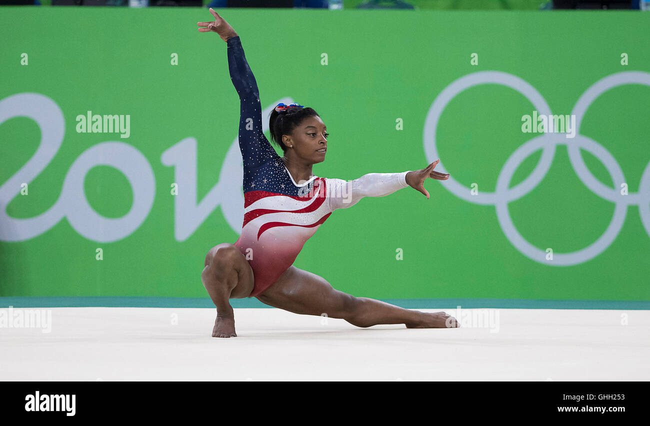 Rio de Janeiro, RJ, Brazil. 9th Aug, 2016. OLYMPICS GYMNASTICS : Simone ...