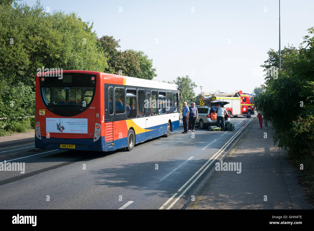 Donnington bridge, oxford hi-res stock photography and images - Alamy