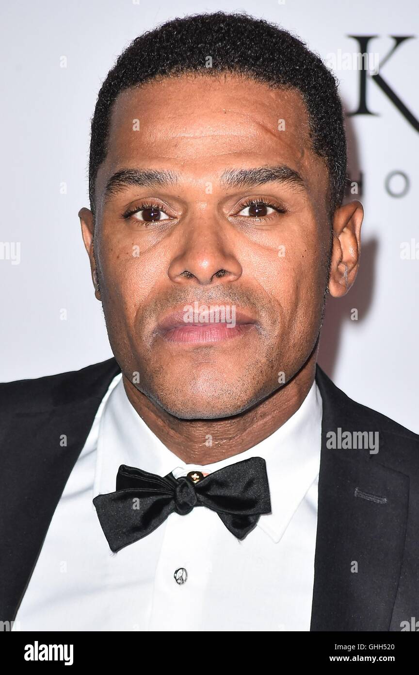 New York, NY, USA. 13th Sep, 2016. Maxwell at arrivals for Unitas Hosts ...