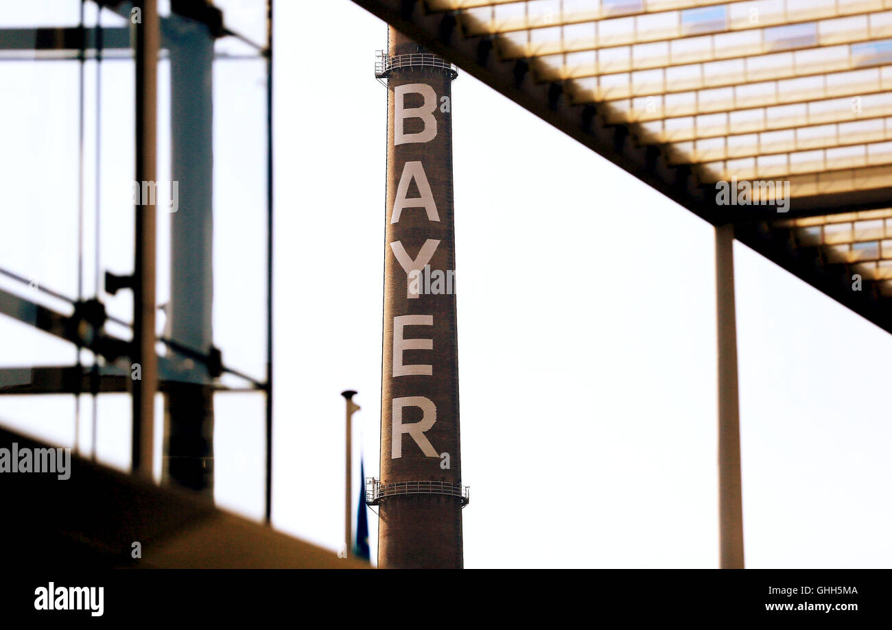 Bayer reading hi-res stock photography and images - Alamy