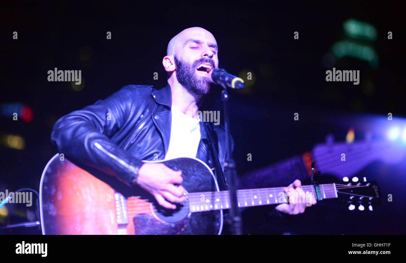 Los Angeles, CA, USA. 27th Sep, 2016. Musician - SAM HARRIS lead singer ...