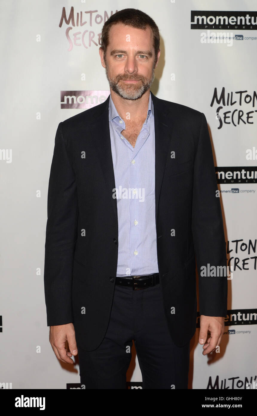 David sutcliffe hi-res stock photography and images - Alamy