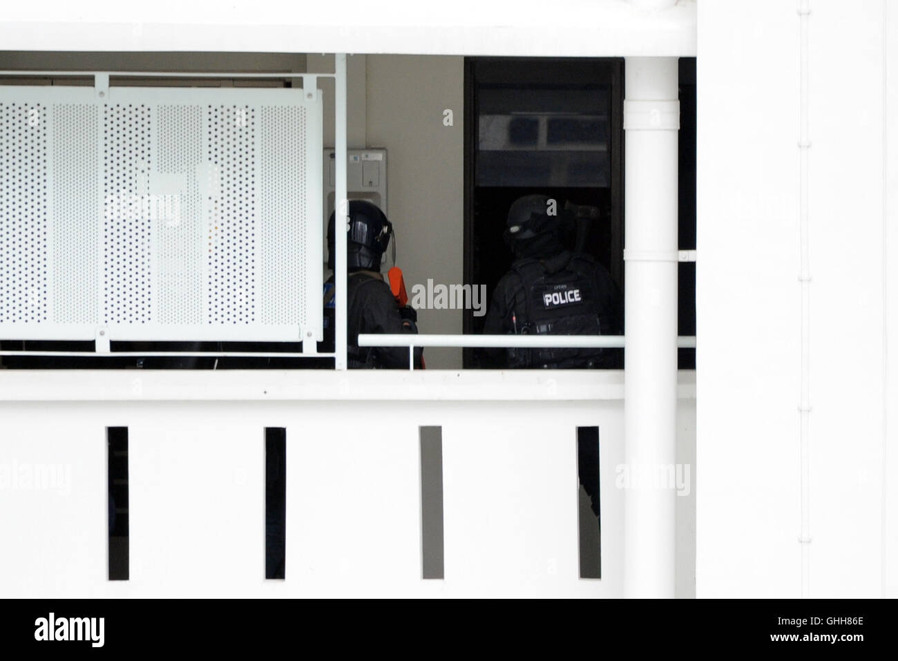 Singapore. 28th Sep, 2016. Members of the Singapore Police Force (SPF ...