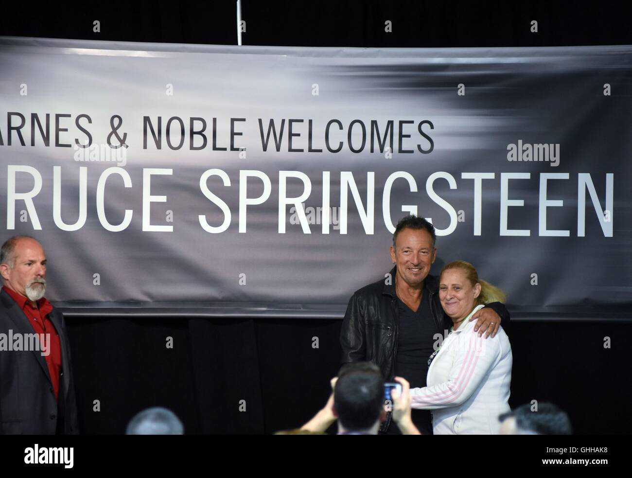 New York, NY, USA. 28th Sep, 2016. Bruce Springsteen at in-store ...