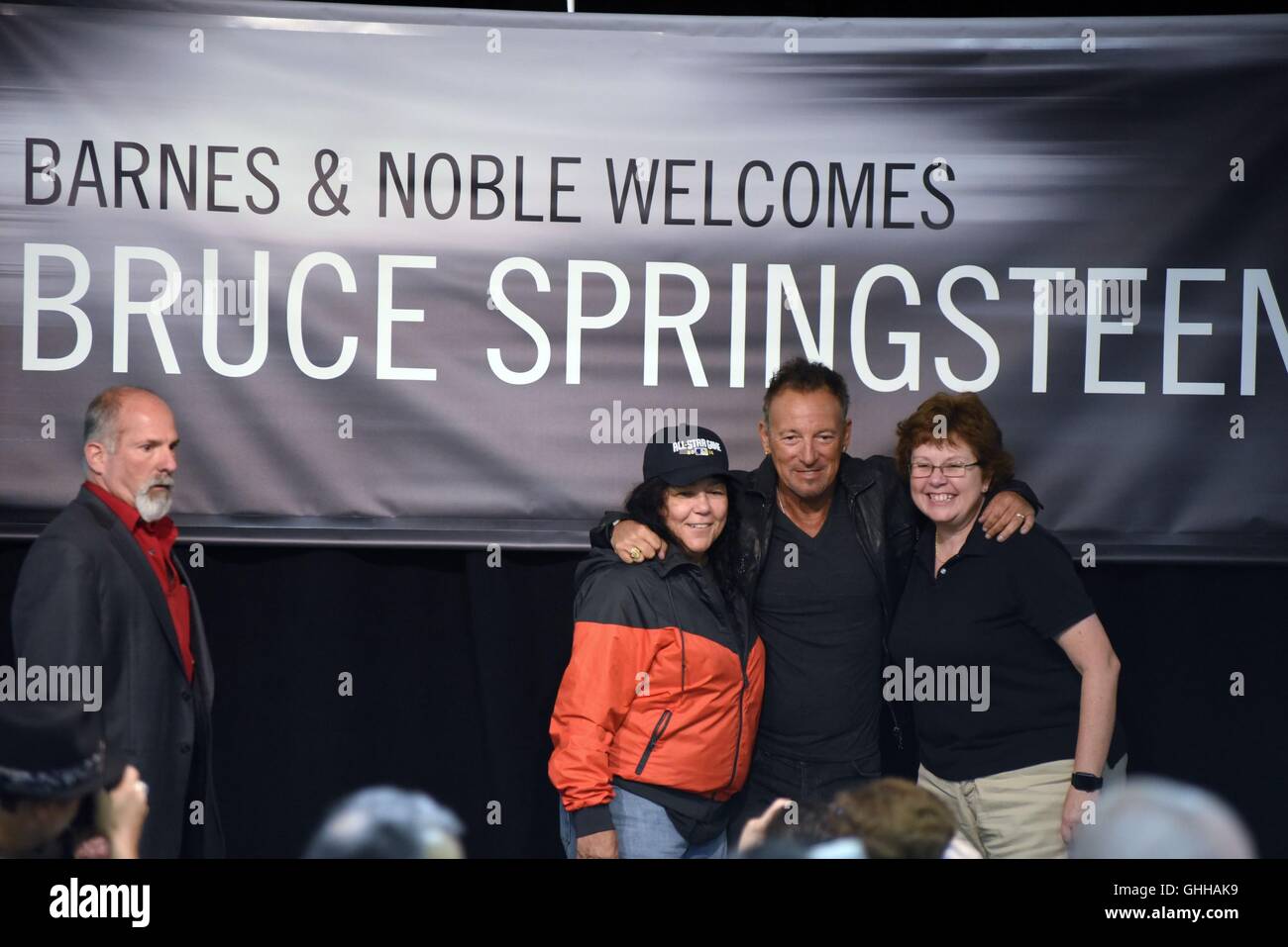New York, NY, USA. 28th Sep, 2016. Bruce Springsteen at in-store ...