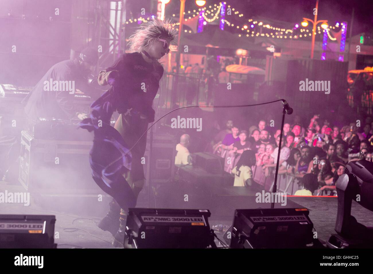 Las Vegas, Nevada, USA. 24th Sep, 2016. ETHAN KATH and EDITH FRANCES of ...
