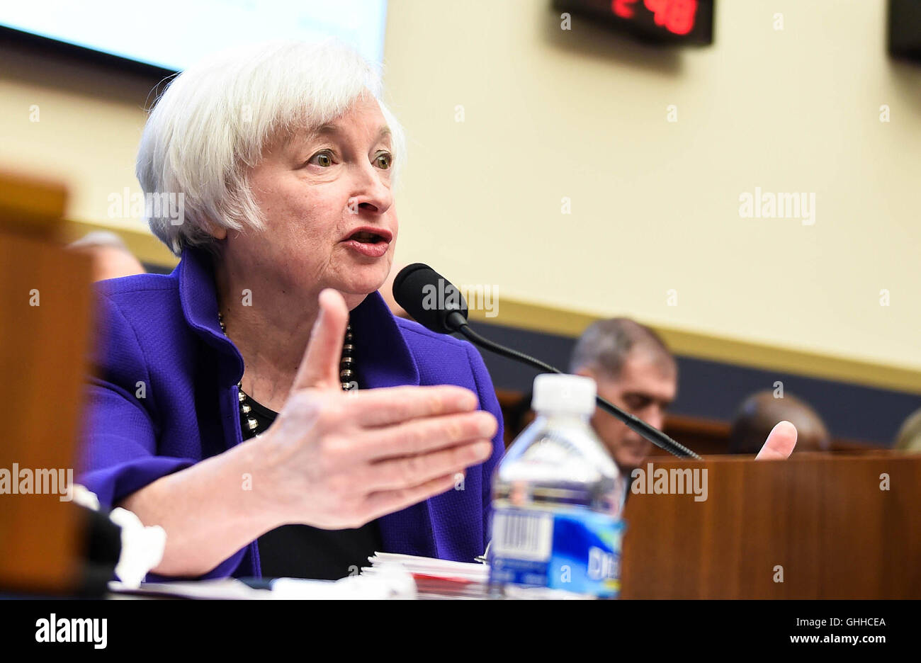 Washington, DC, USA. 28th Sep, 2016. U.S. Federal Reserve chairwoman ...