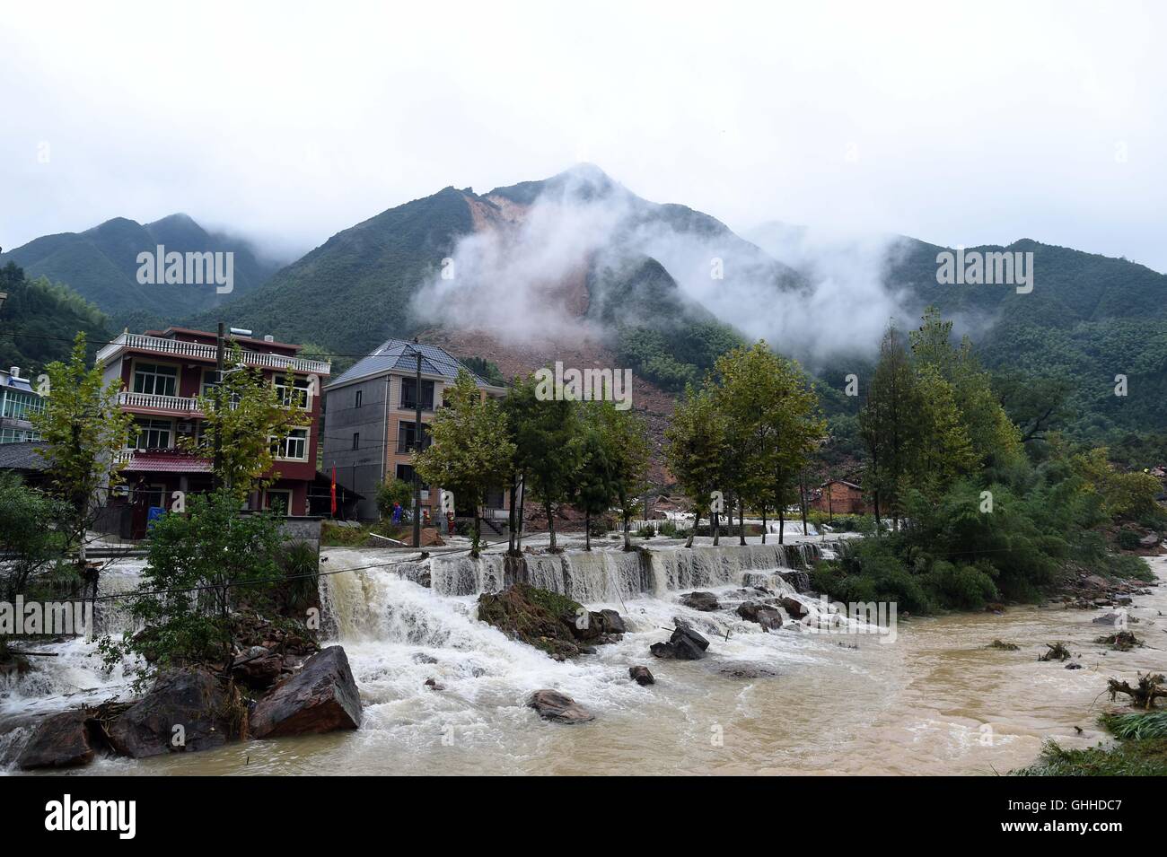 Suichang. 29th Sep, 2016. Photo taken on Sept. 29, 2016 shows the ...