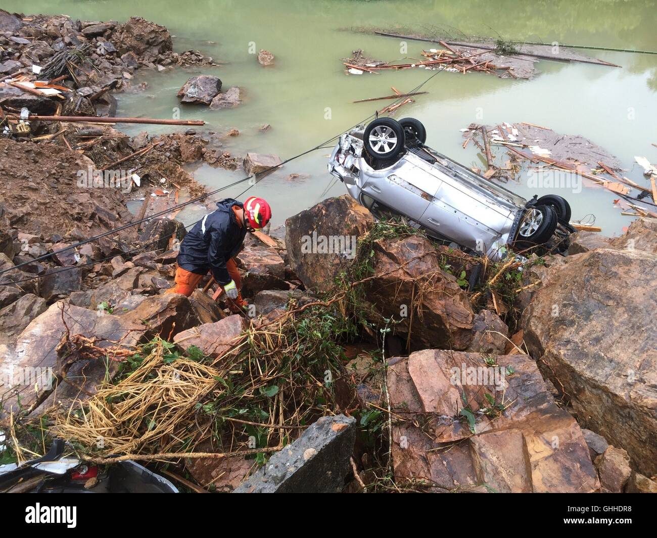 Lishui, Lishui, China. 28th Sep, 2016. A landslide triggered by Typhoon ...