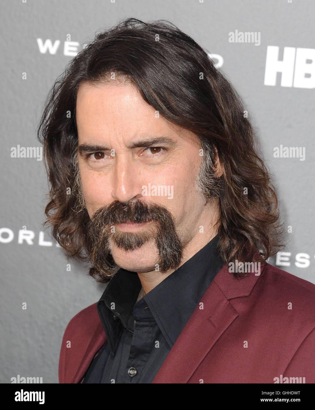 Los Angeles, CA, USA. 28th Sep, 2016. Jeff Daniel Phillips at arrivals ...