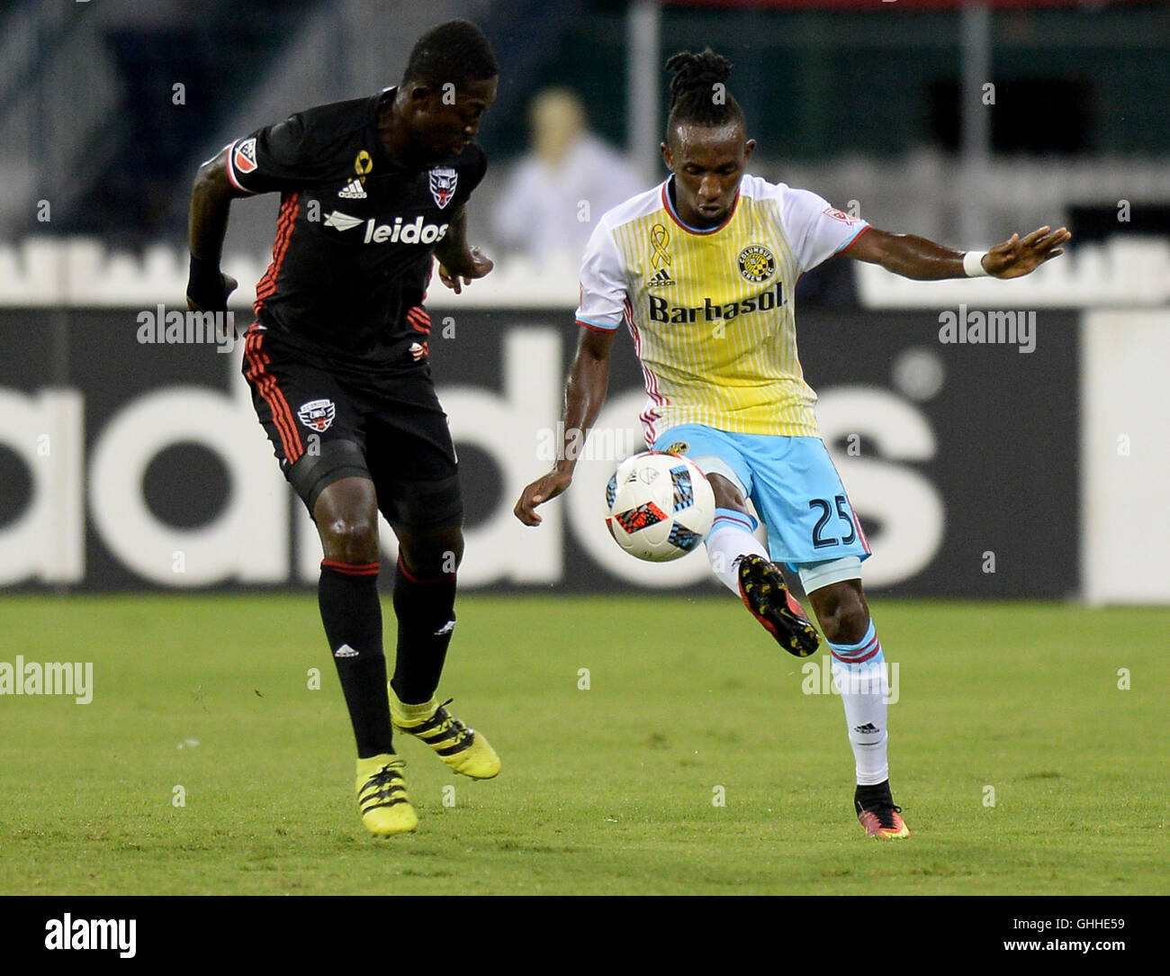 Washington, DC, USA. 28th Sep, 2016. Columbus Crew SC defender HARRISON ...