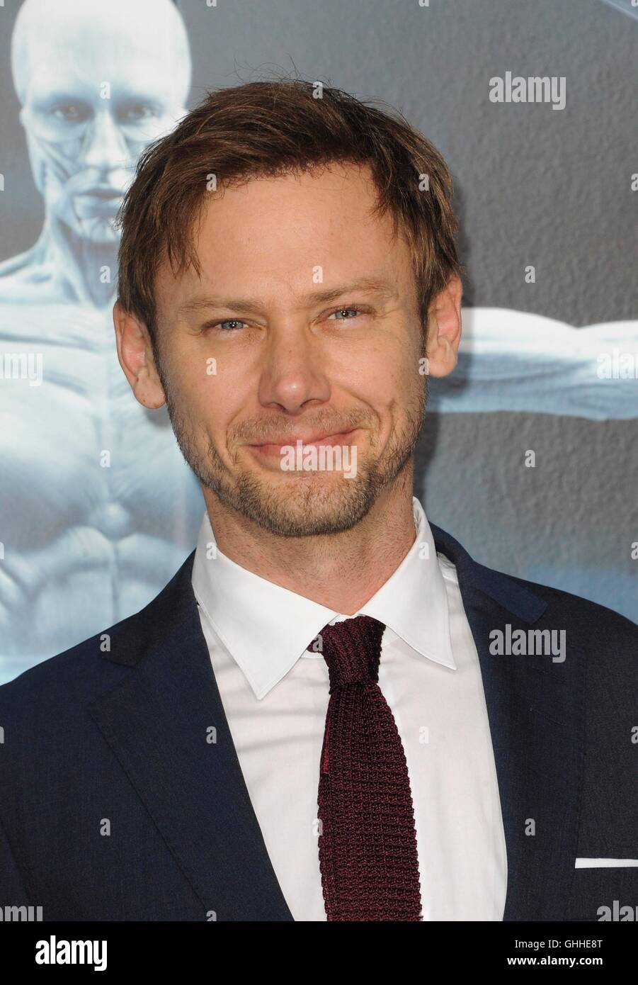 Jimmi simpson westworld hi-res stock photography and images - Alamy