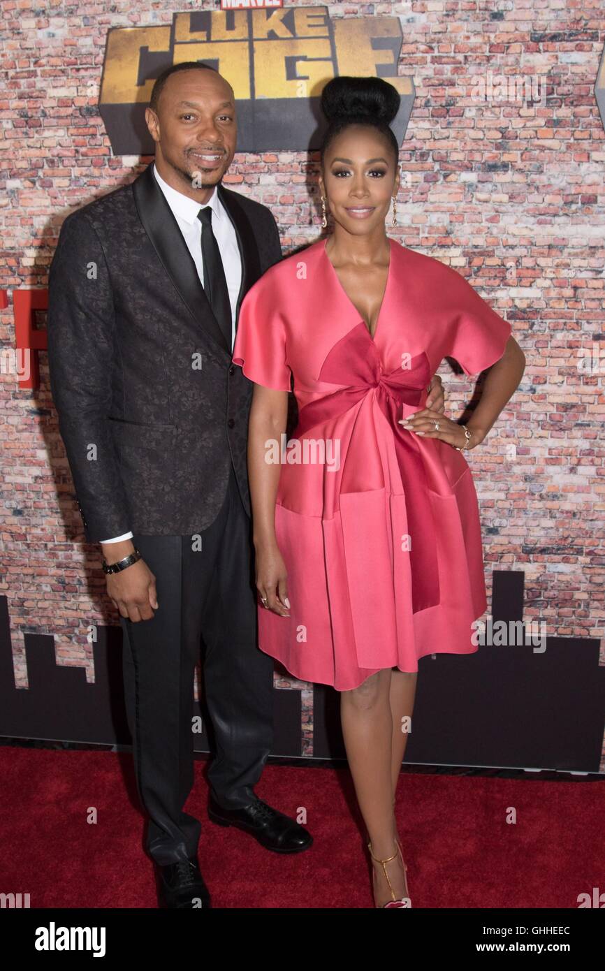 Simone missick luke cage hi-res stock photography and images - Alamy