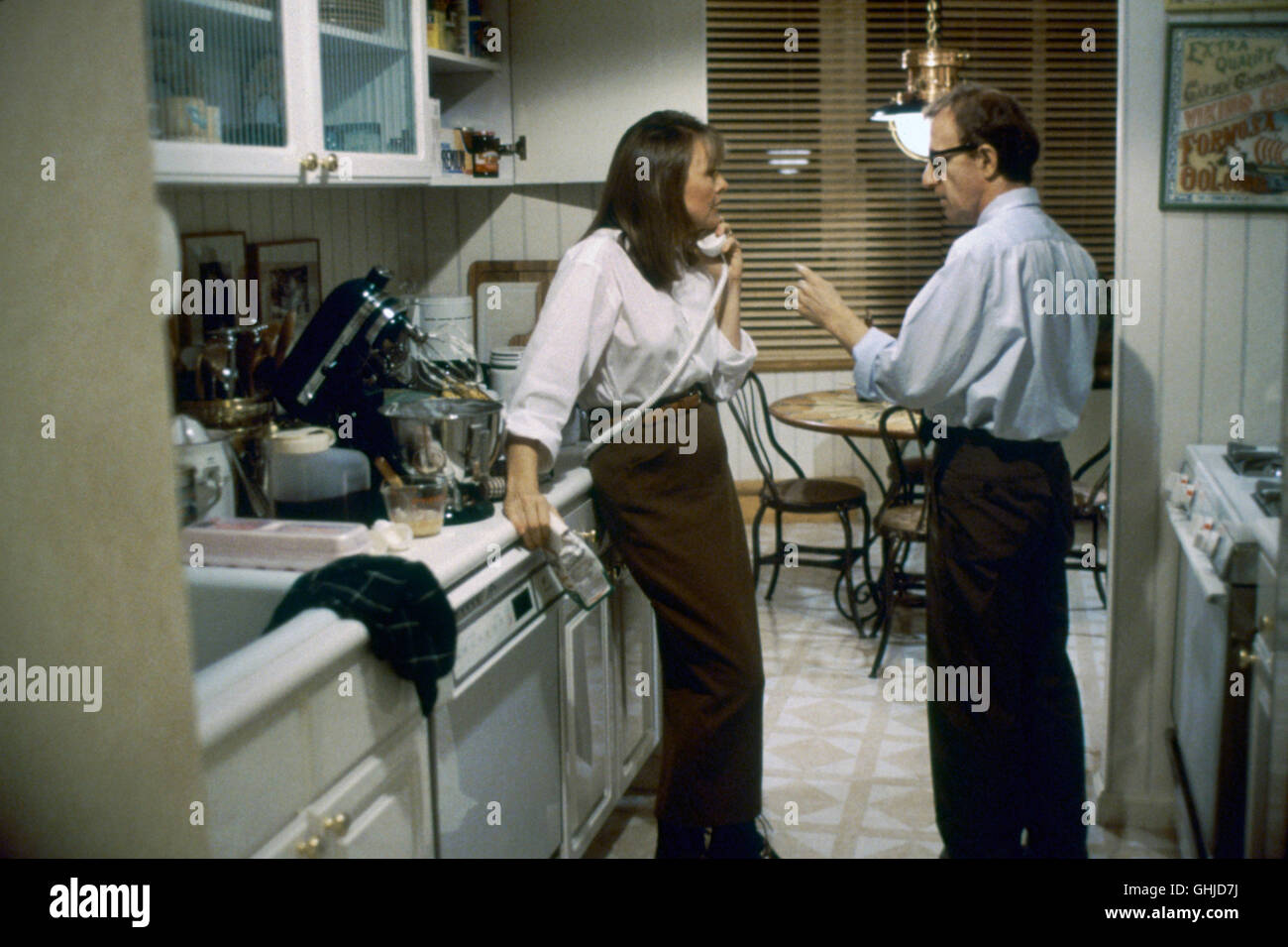 DIANE KEATON (Carol Lipton) and WOODY ALLEN (Larry Lipton) in the ...