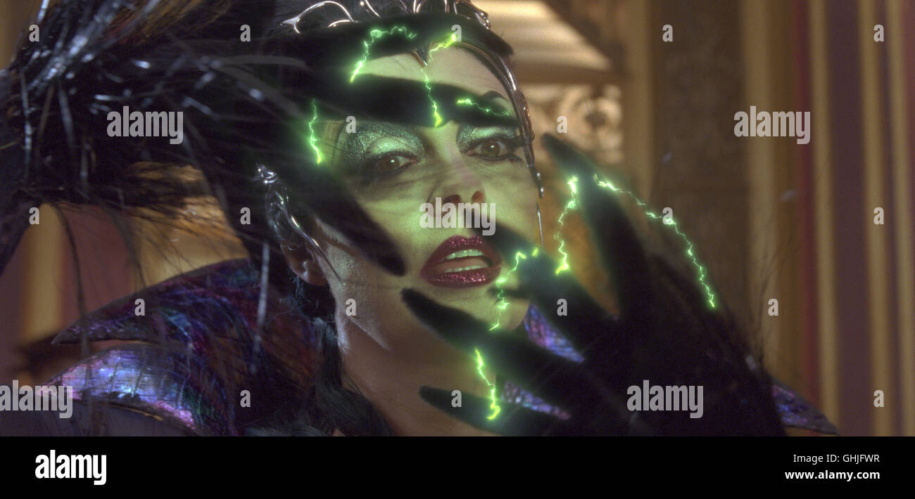 Queen Narissa Makeup