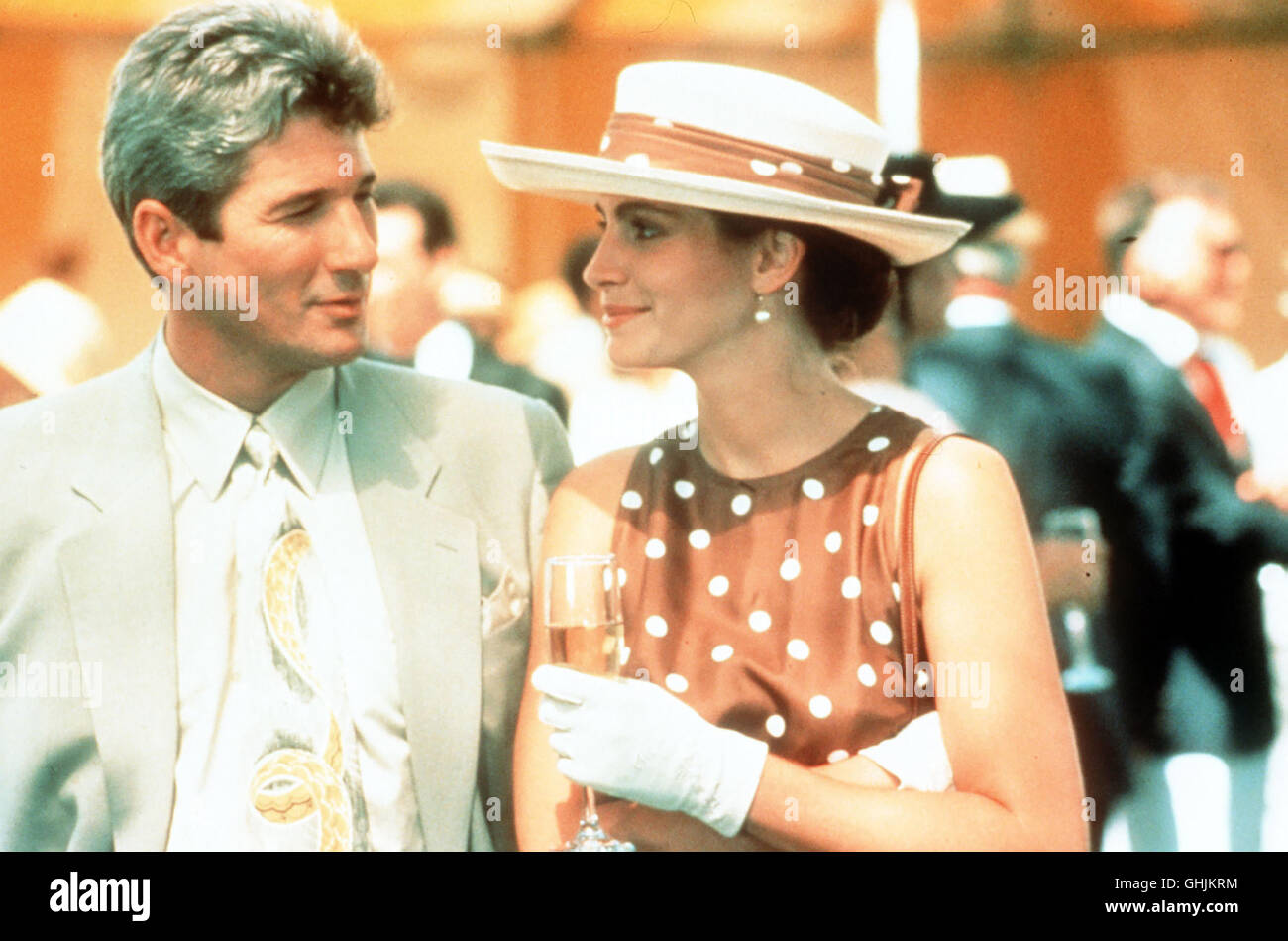 Pretty woman movie julia roberts hi-res stock photography and images ...