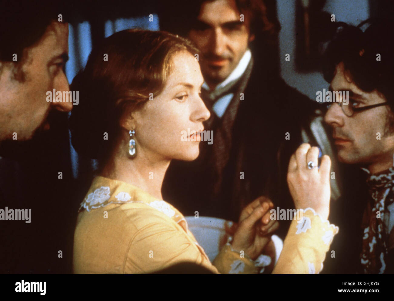 Die Geschichte der Emma Bovary (ISABELLE HUPPERT), die an der Diskrepanz zwischen ihren ...