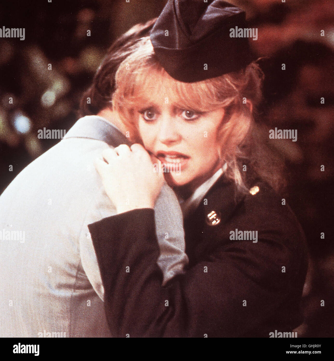 Um sich von ihren Eltern zu emanzipieren, läßt sich die junge, reiche ...