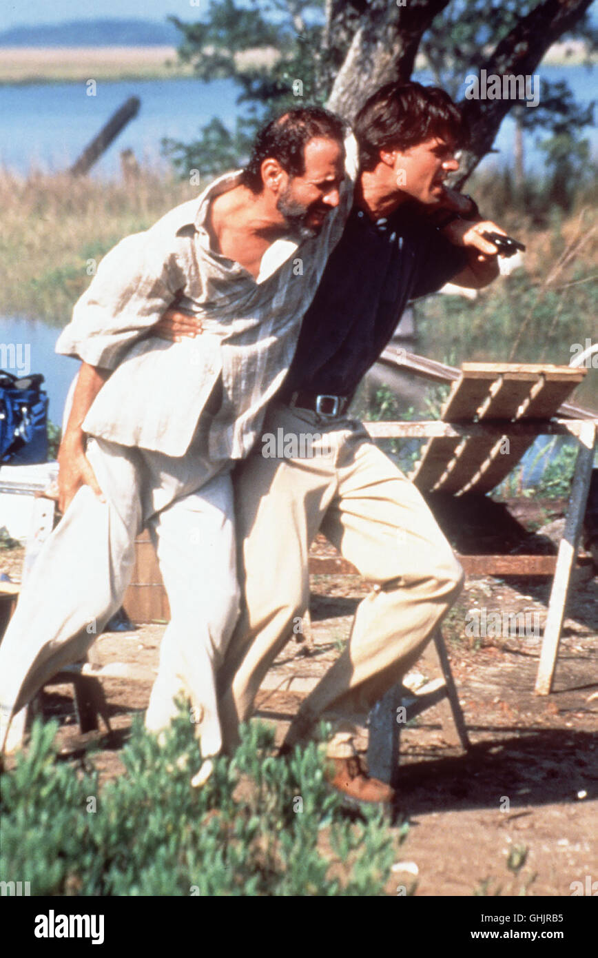 Student Tim Faulkner (PATRICK MULDOON) findet Mutter und Schwester ...