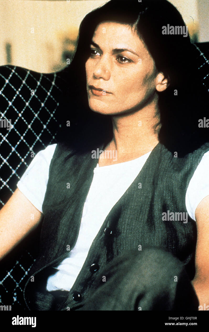Die toughe Polizistin Rita Cates (LINDA FIORENTION) ermittelt im ...