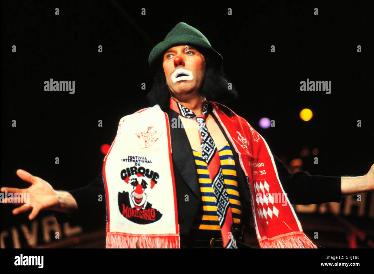 Metty und Ikarus haben heute einige Mitwirkende aus dem Zirkus im ...