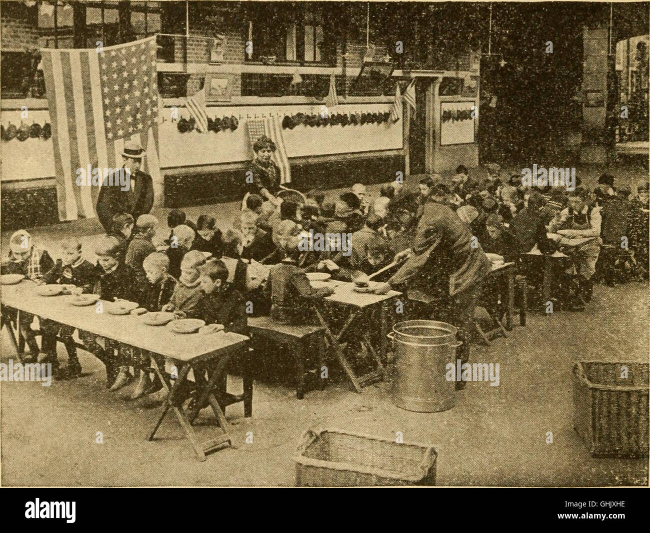 American youth in war effort hi-res stock photography and images - Alamy