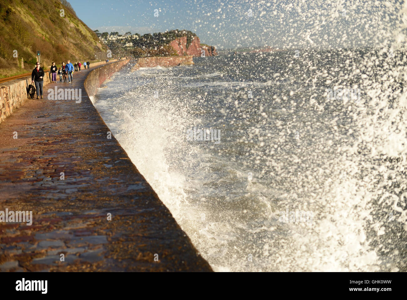 Waves crashing against sea wall hi-res stock photography and images - Alamy