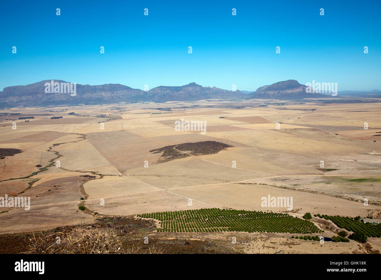 Views from Piekenierskloof Pass over Piketberg in Western Cape - South ...