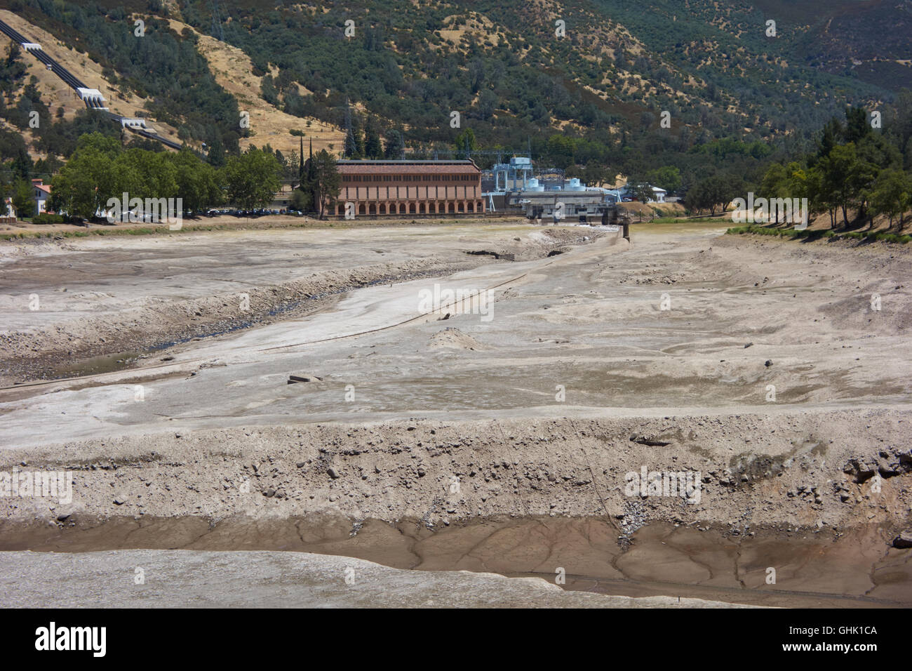 Empty reservoir. California USA Stock Photo - Alamy