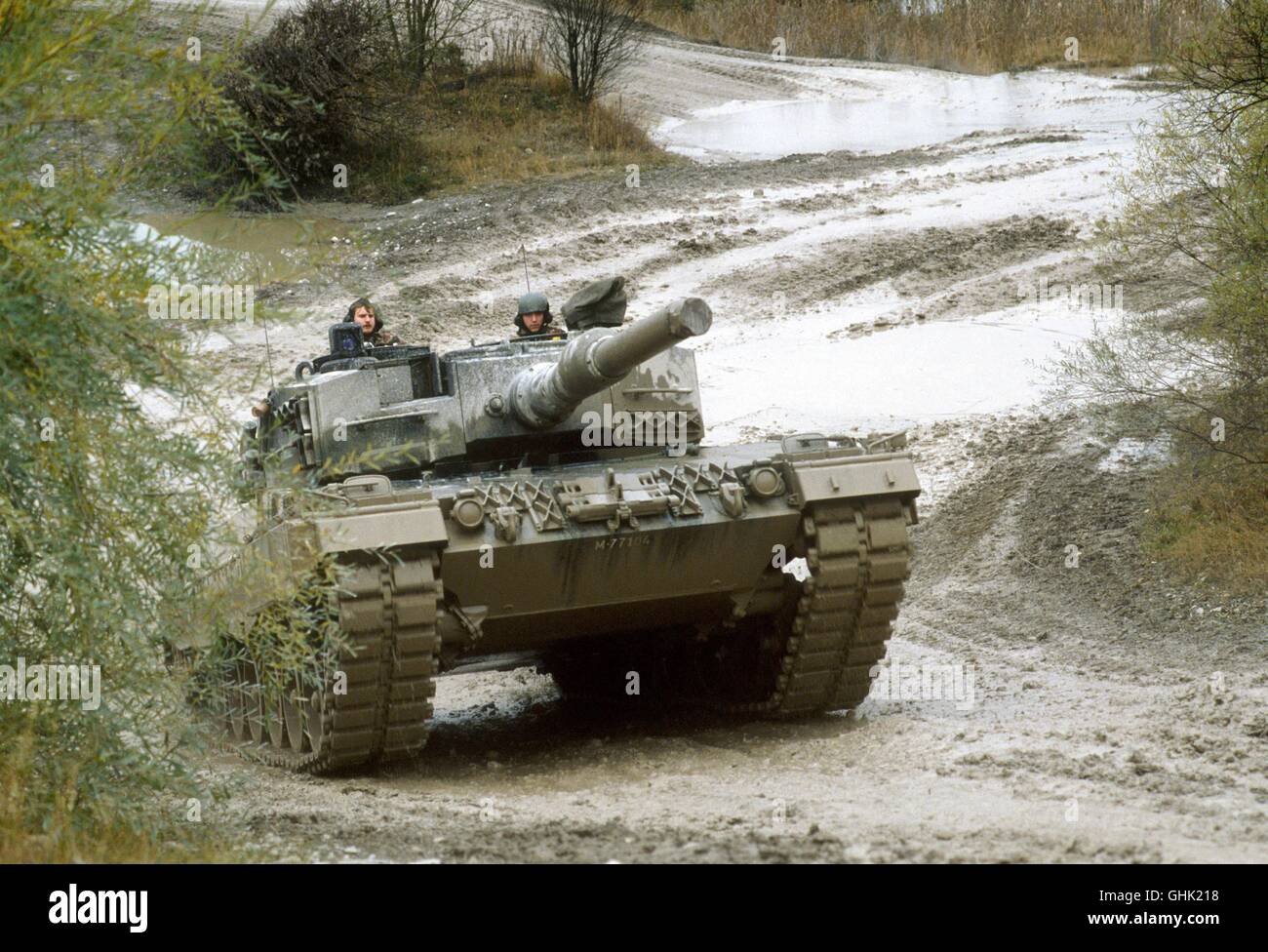 Swiss Armed Forces, leopard 2 tank in exercise Stock Photo - Alamy