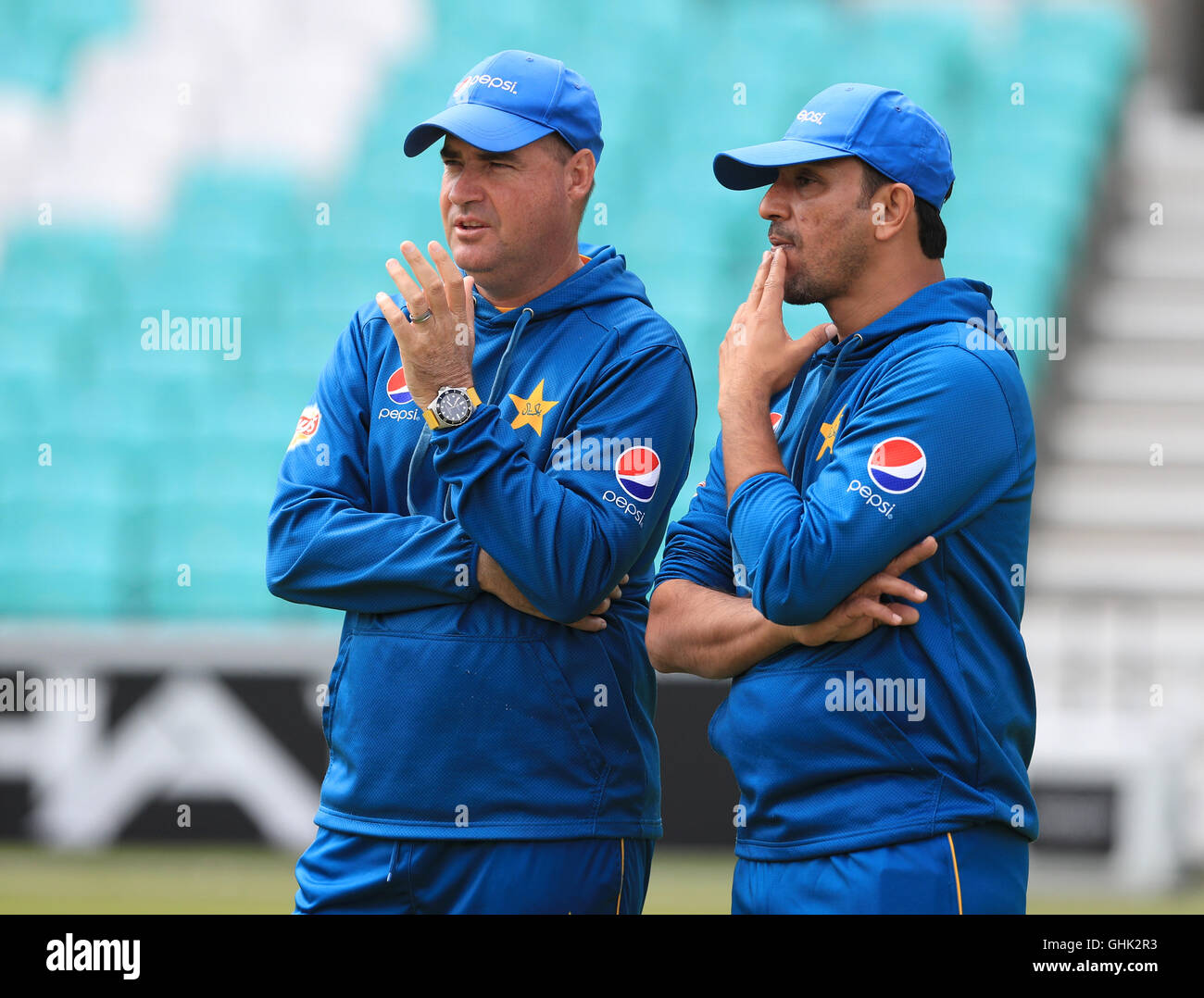 Pakistan's head Coach Micky Arthur with bowling coach Azhar Mamood ...
