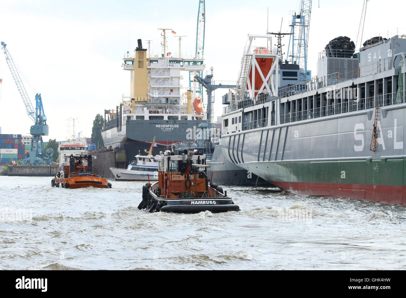 Busy harbour scene, Hamburg, Germany Stock Photo - Alamy