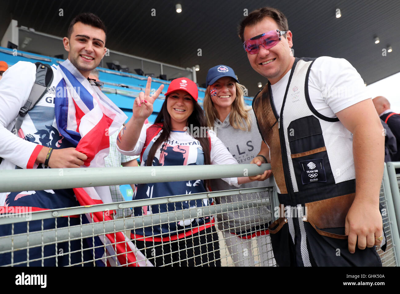 Great Britain's Steven Scott embraces family members including his ...
